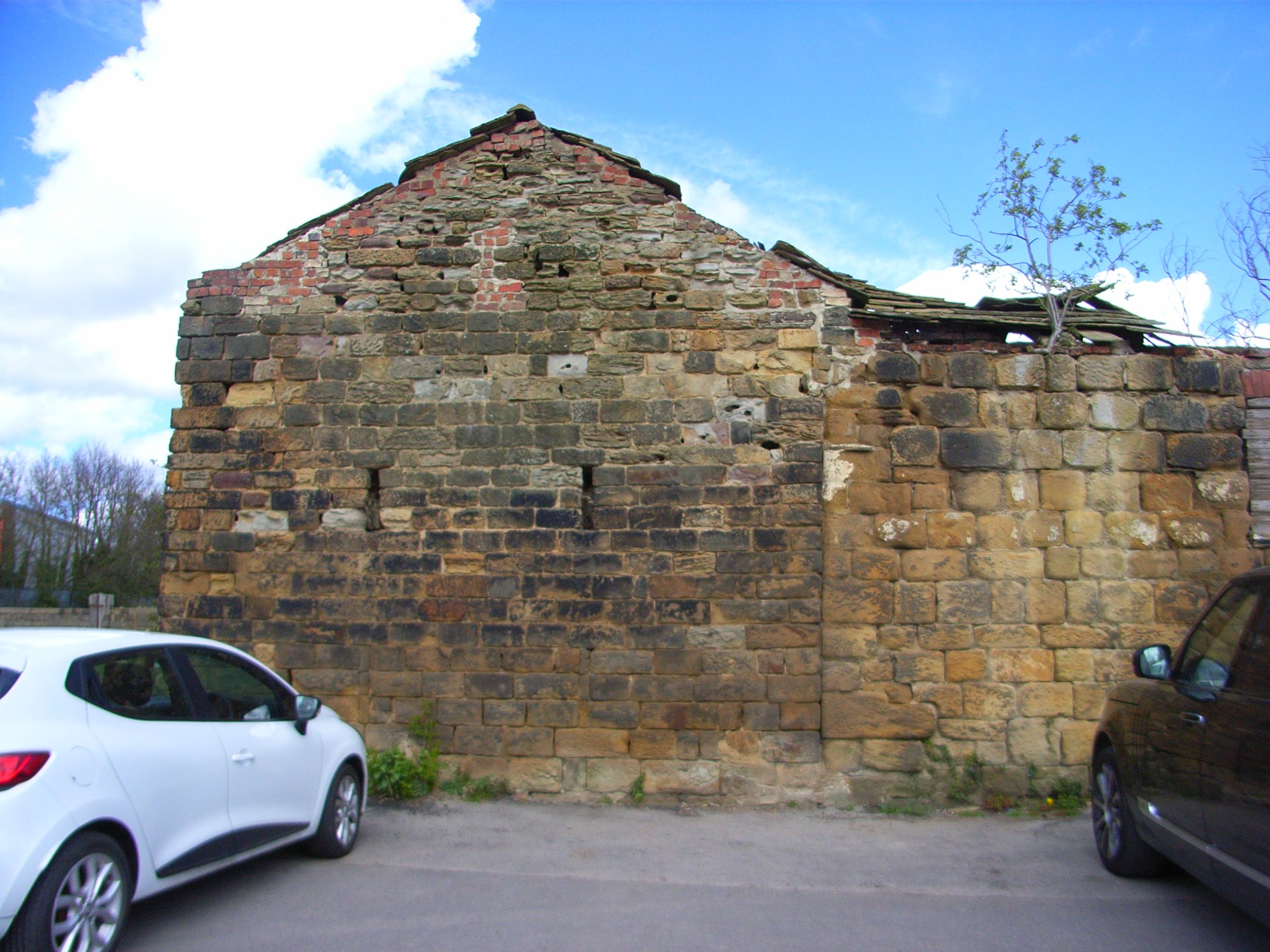 adjacent housing scheme noted that they are expecting to see plans for ...
